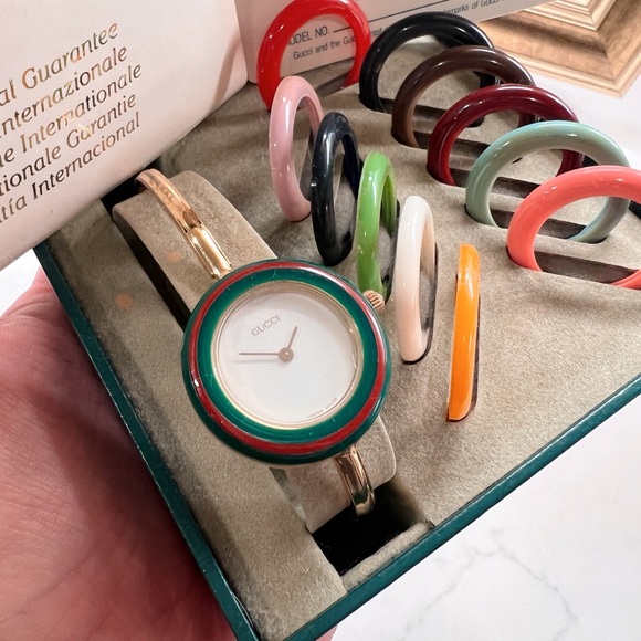 Gucci | Accessories | Vintage Gucci Changeable Bezel Watch Womens Gold ...